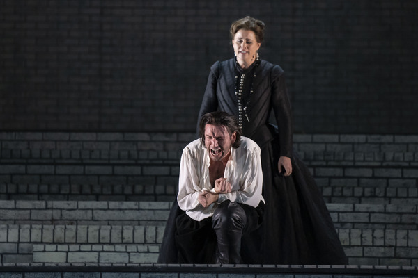 Photos: First Look at DON CARLOS at Lyric Opera of Chicago