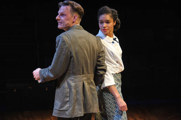 Photos: First Look At THE 39 STEPS At The Stephen Joseph Theatre ...