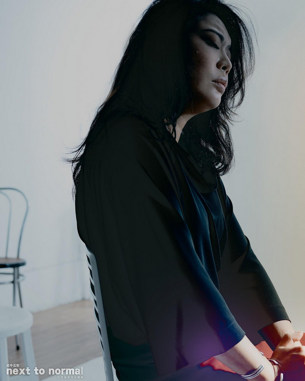 Photos: First Look at the Taiwan Cast of NEXT TO NORMAL In Costume