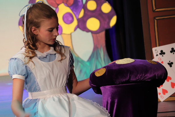 Photos: First Look At Alice In Wonderland The Musical Off-Broadway At ...