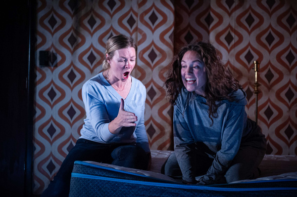 Photos: First Look At Kelsey Landon And More In ON CLOVER ROAD At Santa ...