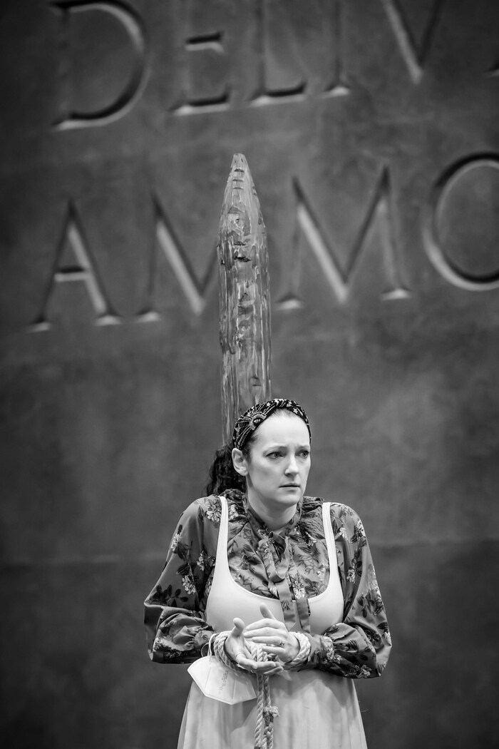 Photos: Inside Rehearsal For Handel's JEPHTHA at the Royal Opera House