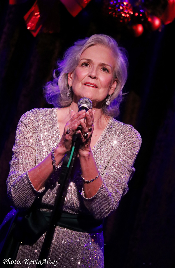 Photos: Karen Mason Celebrates Christmas at Birdland