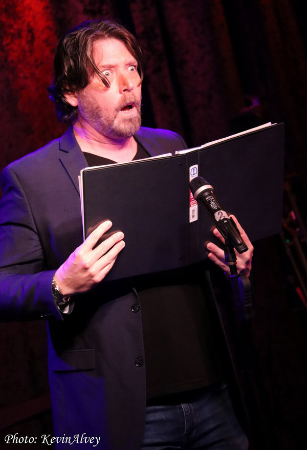 Photos: James Barbour Celebrates The Holidays At Birdland Jazz