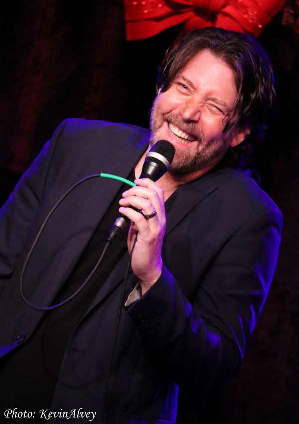 Photos: James Barbour Celebrates The Holidays At Birdland Jazz