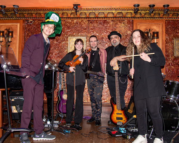 Photos: 54 Below Celebrates Alice In Wonderland Musicals