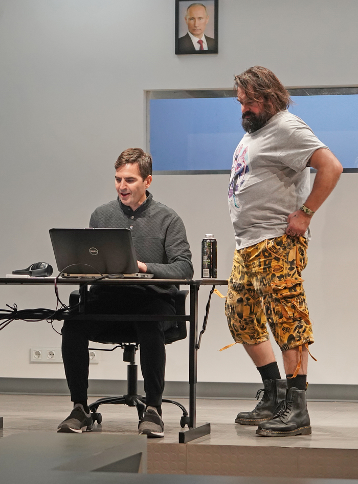 Photos: First Look At RUSSIAN TROLL FARM At Vineyard Theatre