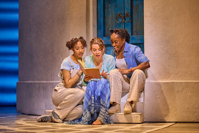 Photos: First Look at Stevie Doc and Tobias Turley in MAMMA MIA!