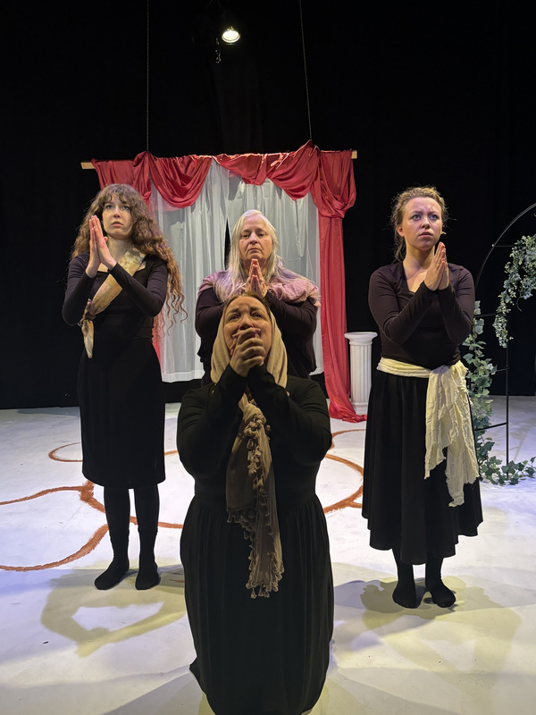 Photos: Get a First Look At MEDEA At Gene Frankel Theatre
