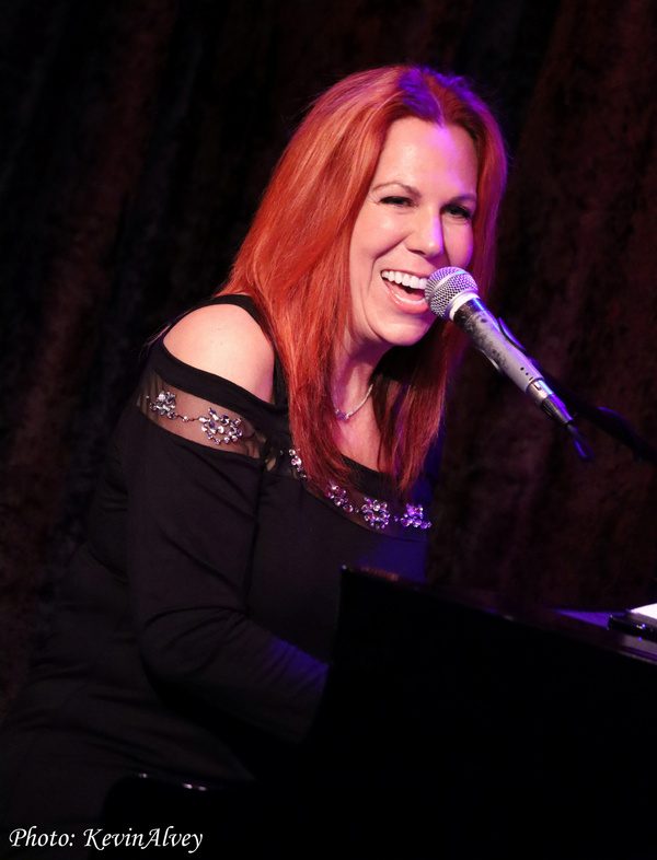 Photos: Go Inside Victoria Shaw's UNDER THE COVERS at Birdland