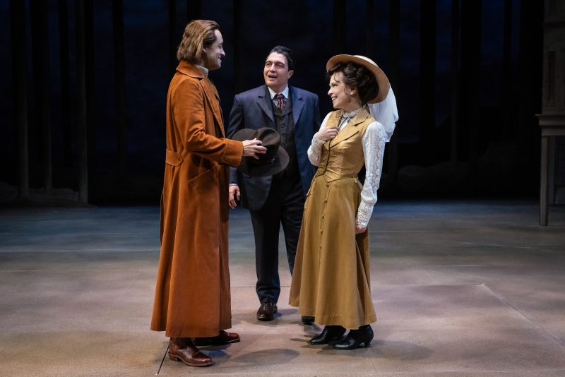 Review: BASKERVILLE: A SHELOCK HOLMES MYSTERY at Alley Theatre
