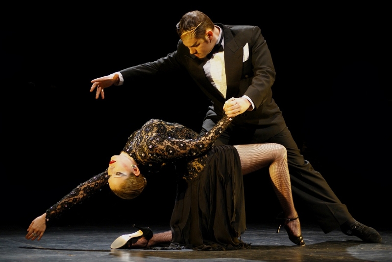 From Broadway to Brazil: Internationally Acclaimed Sensation Luis Bravo ...