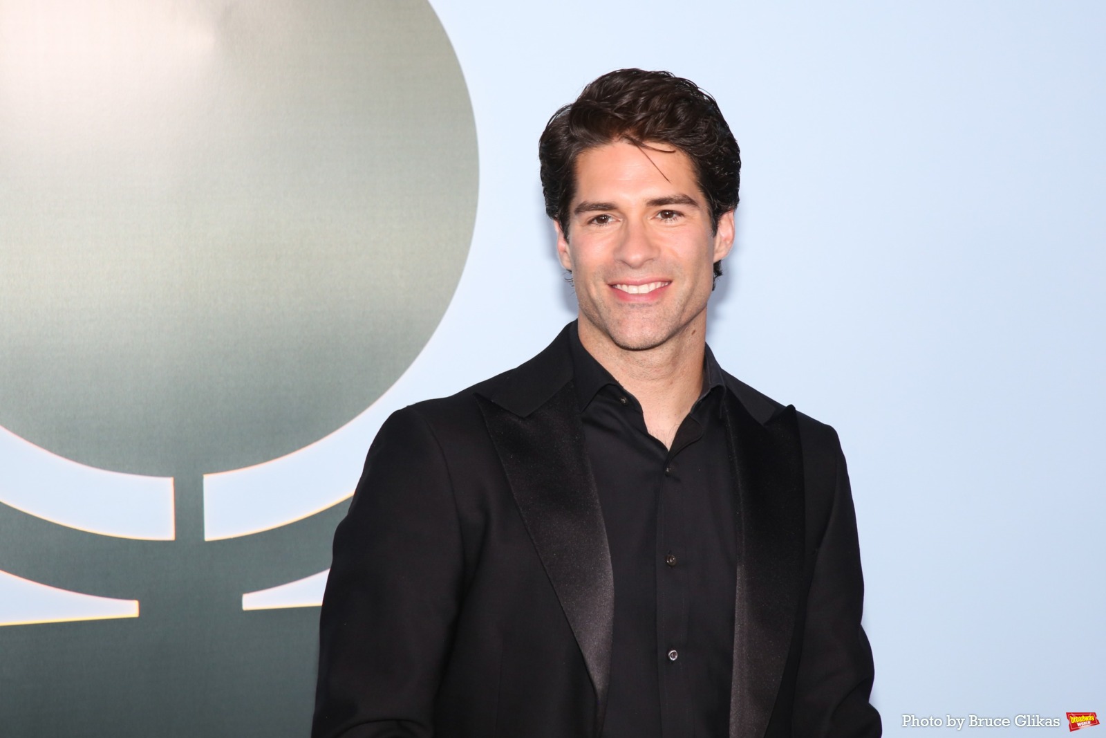 Photos: 2026 Tony Awards- Stars Walk the Red Carpet