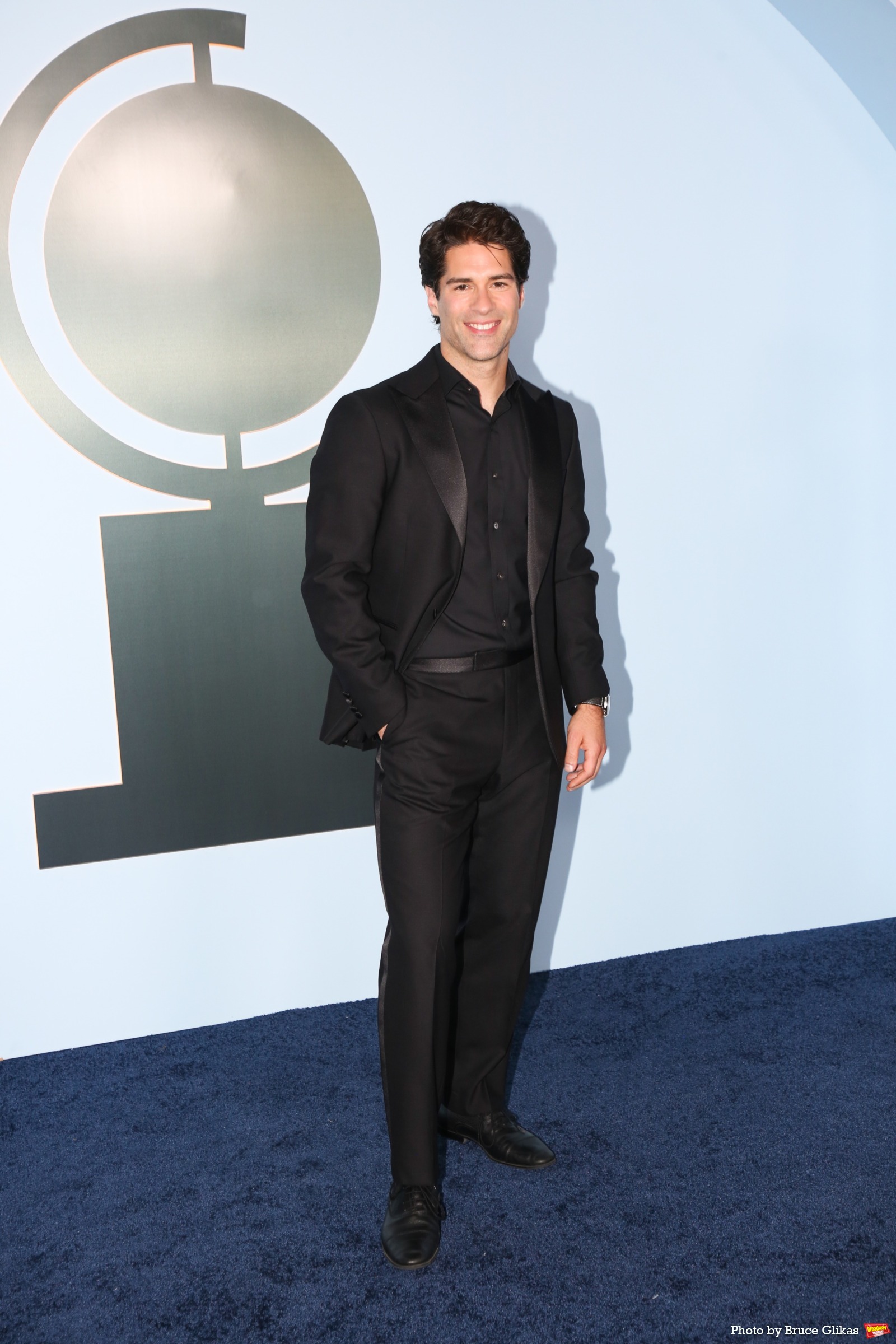 Photos: 2026 Tony Awards- Stars Walk the Red Carpet