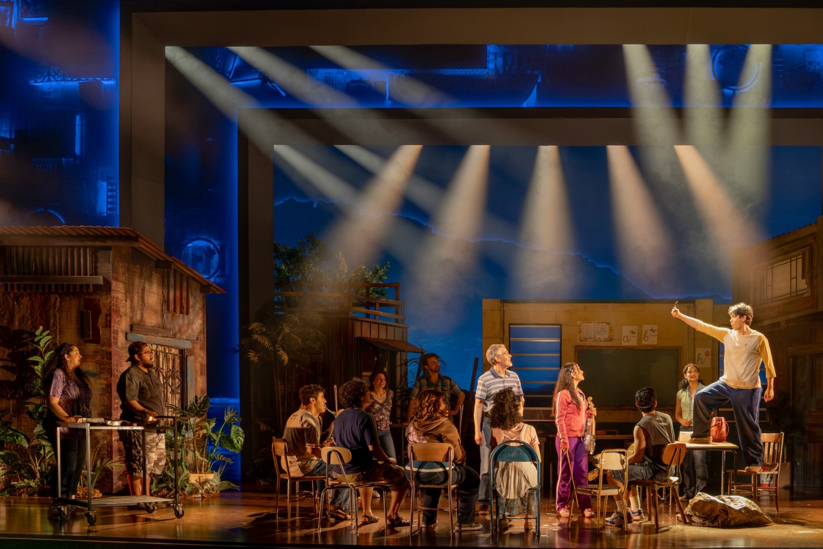 Photos: World Premiere of Gloria & Emily Estefan's BASURA at Alliance ...
