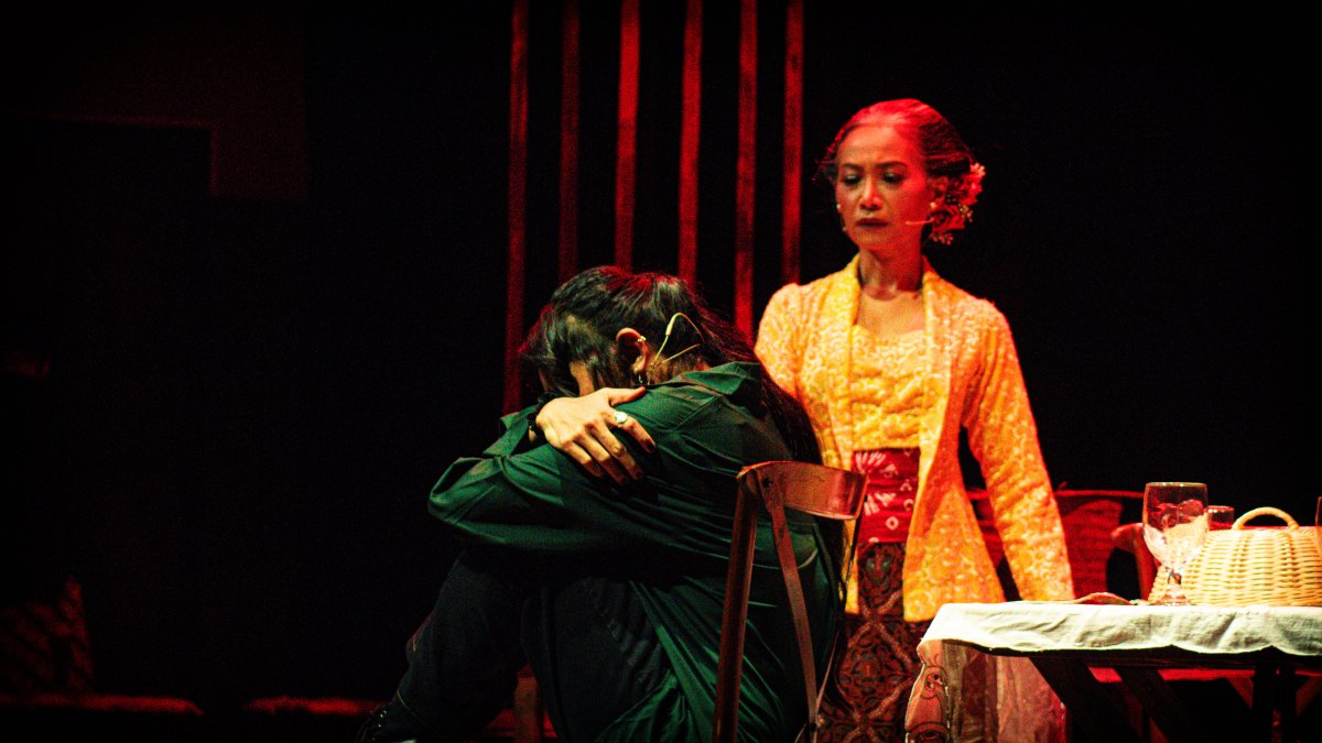 Review: The Warm, Eclectic Platter of GUDEG NANIK: WUTAH by MIMIC THEATER