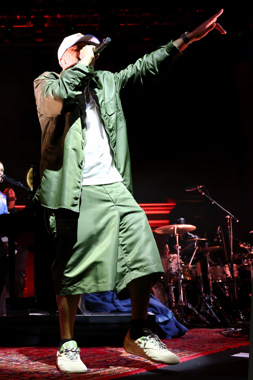 Photos: Alicia Keys, Shoshana Bean & More at HELL'S KITCHEN-Themed ...