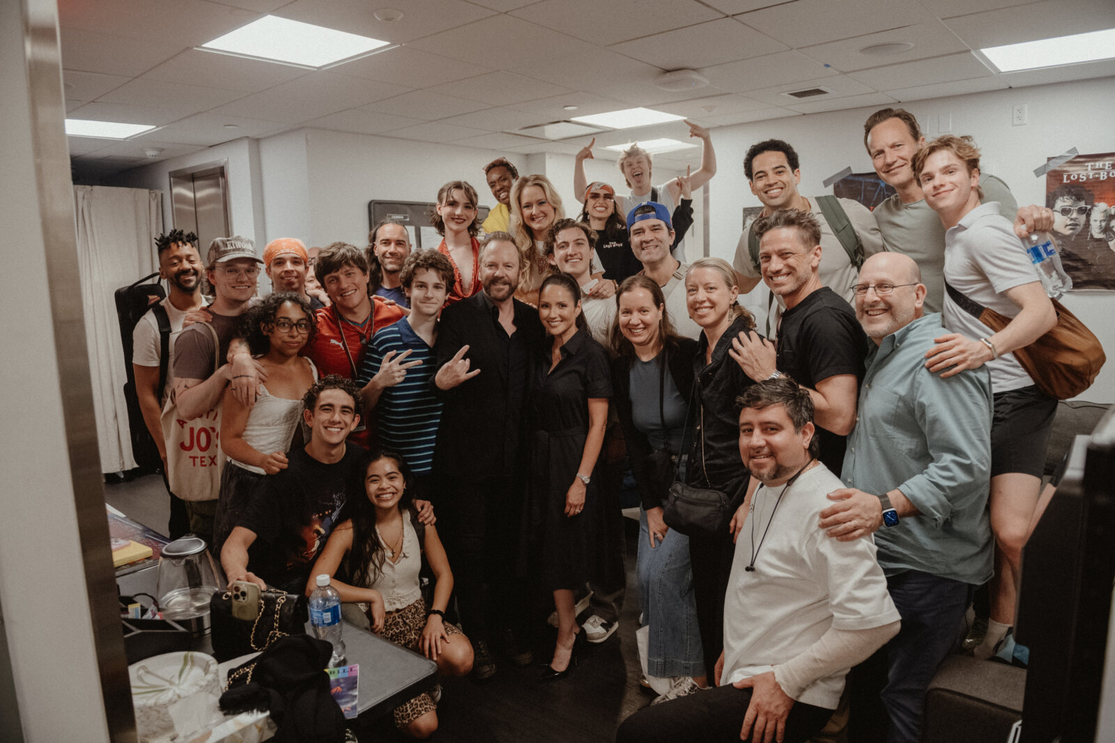 Photos: THE LOST BOYS Original Film Star Kiefer Sutherland Visits THE ...
