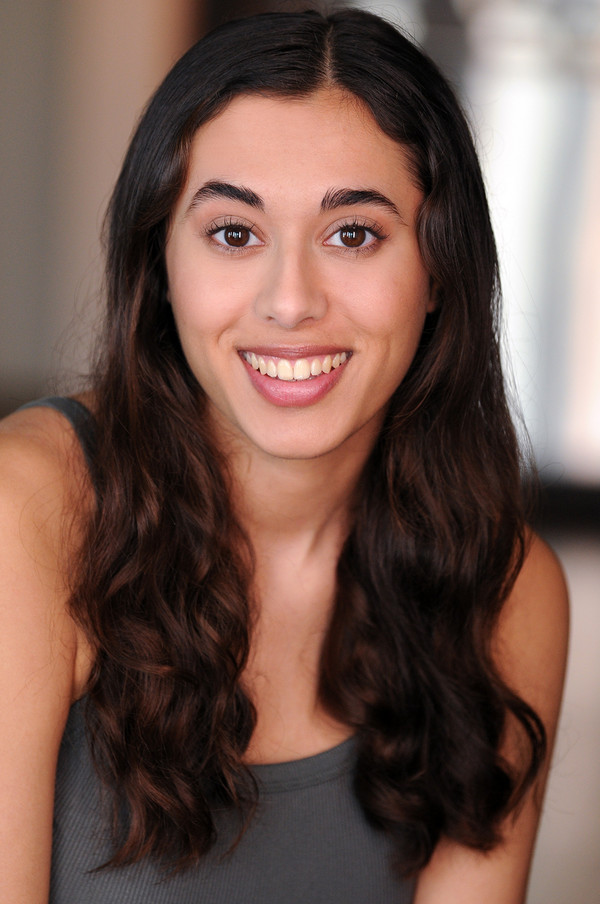 Alaina Anderson Headshot Photo