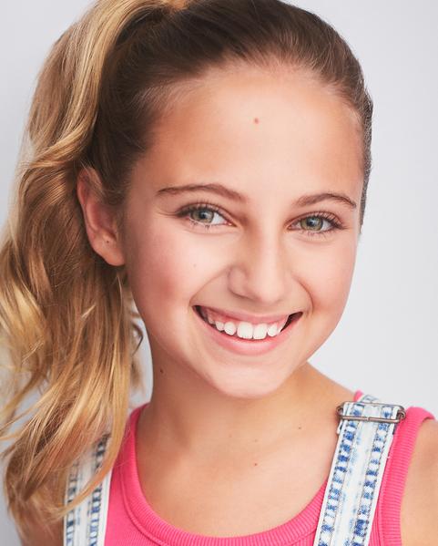 Addie Jaymes Headshot Photo