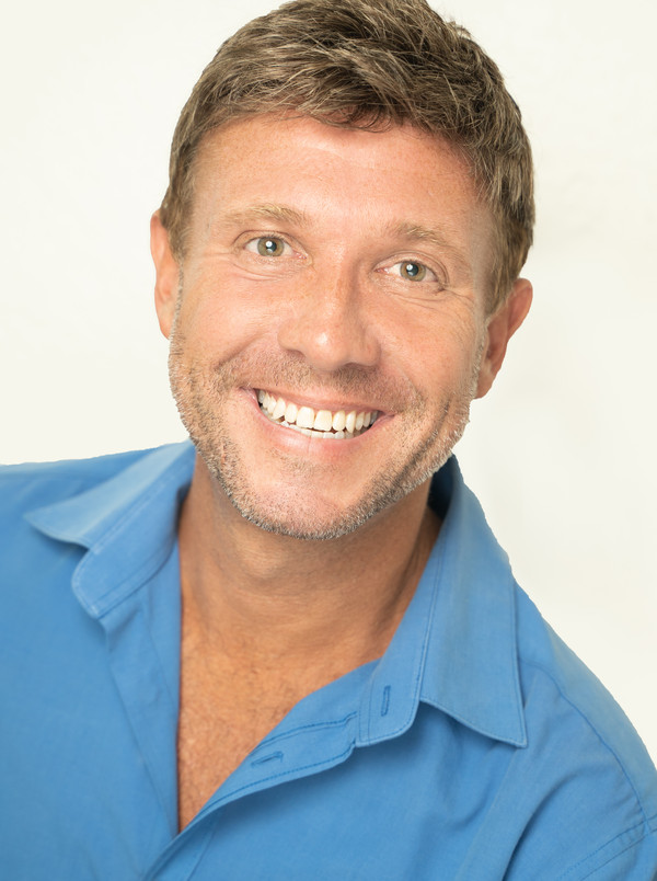 Jonathan Van Dyke Headshot Photo