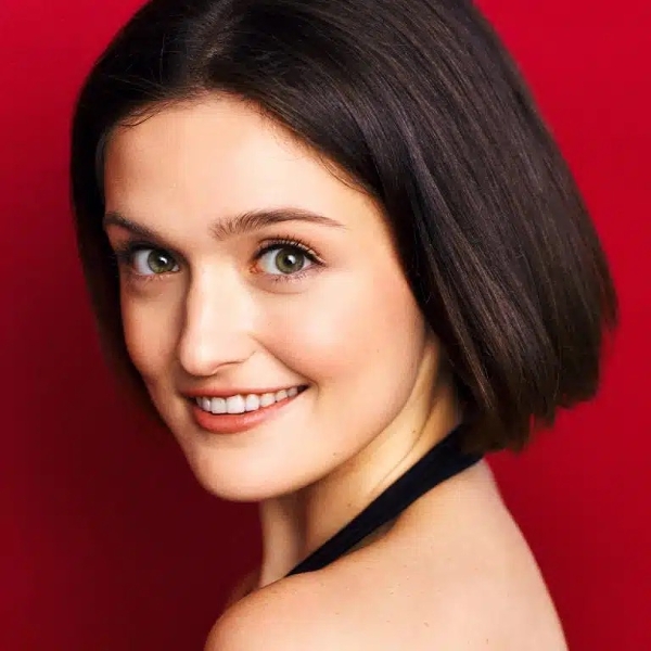 Larkin Reilly Headshot Photo