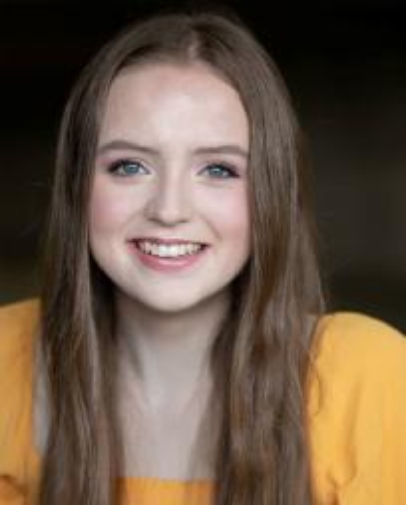 Erin Rose Doyle Headshot Photo