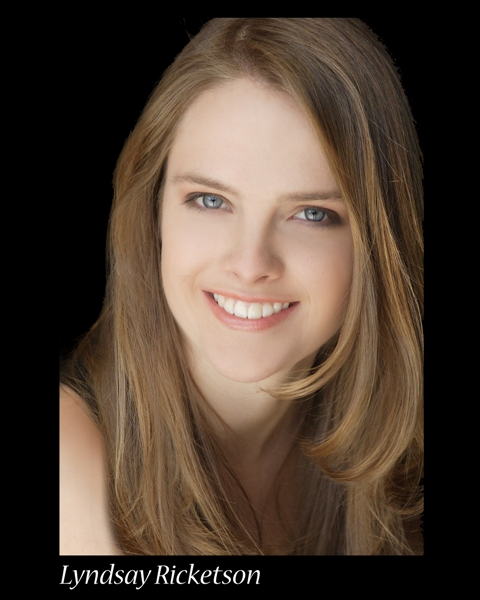 Lyndsay Ricketson Headshot Photo