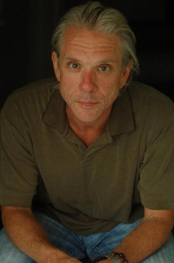 Larry Tobias Headshot Photo