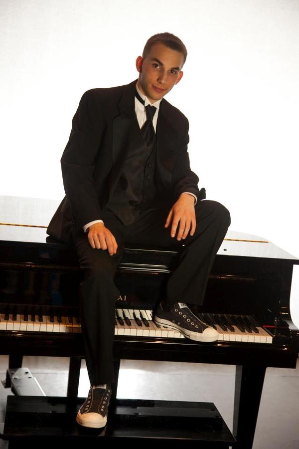 Charles Santoro Headshot Photo