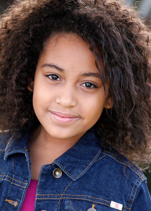 Alexandra Underwood Headshot Photo