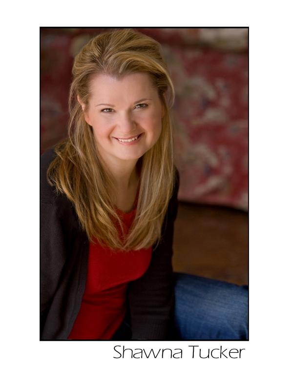 Shawna Tucker Headshot Photo
