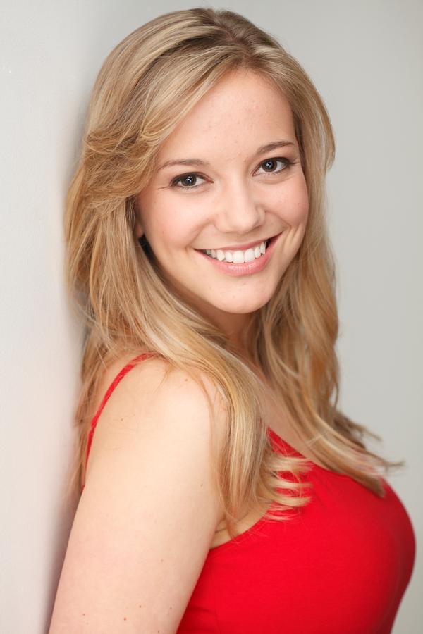 Allison Blair McDowell Headshot Photo